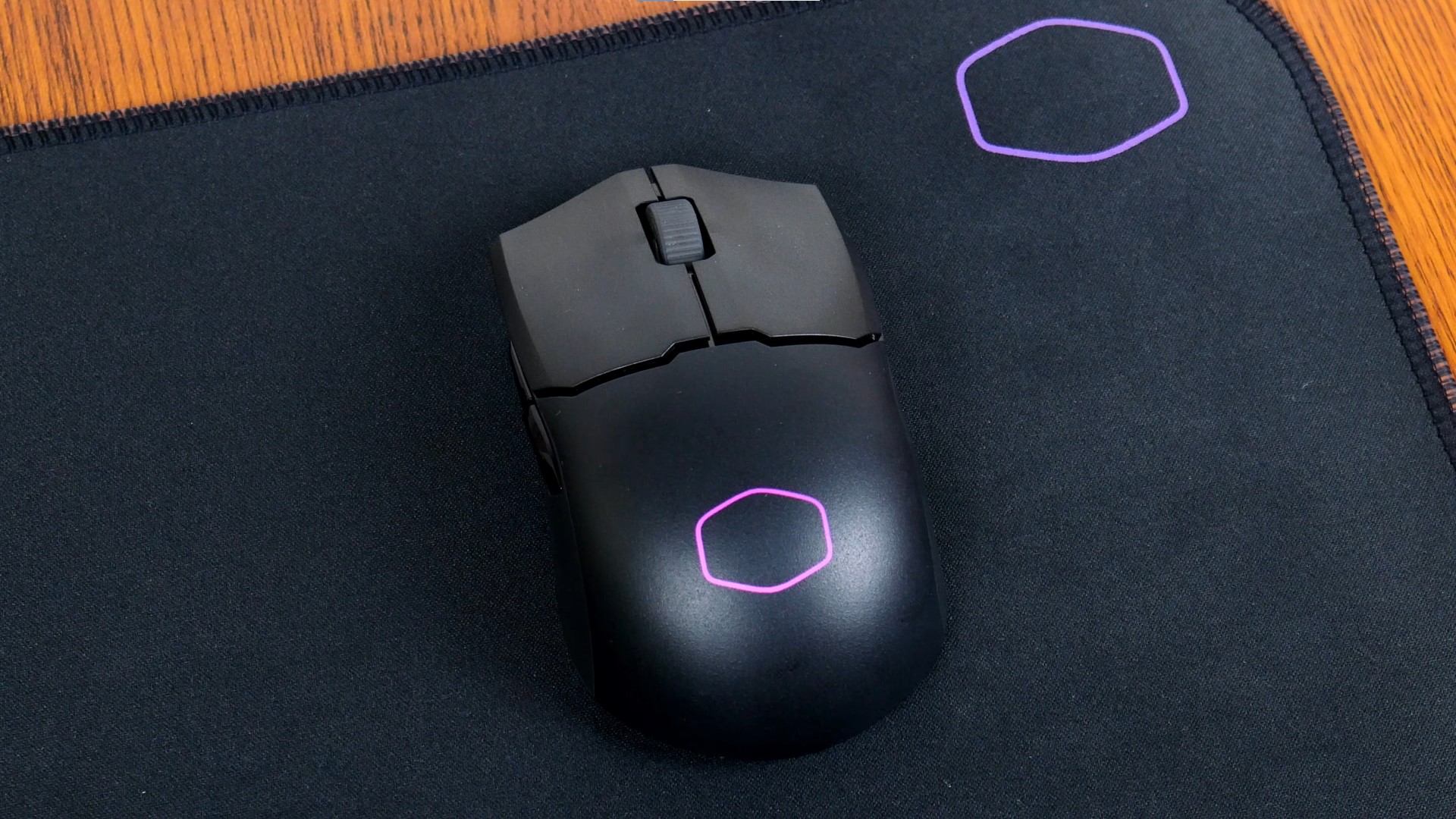 Review: Cooler Master MM712 Wireless Gaming Mouse
