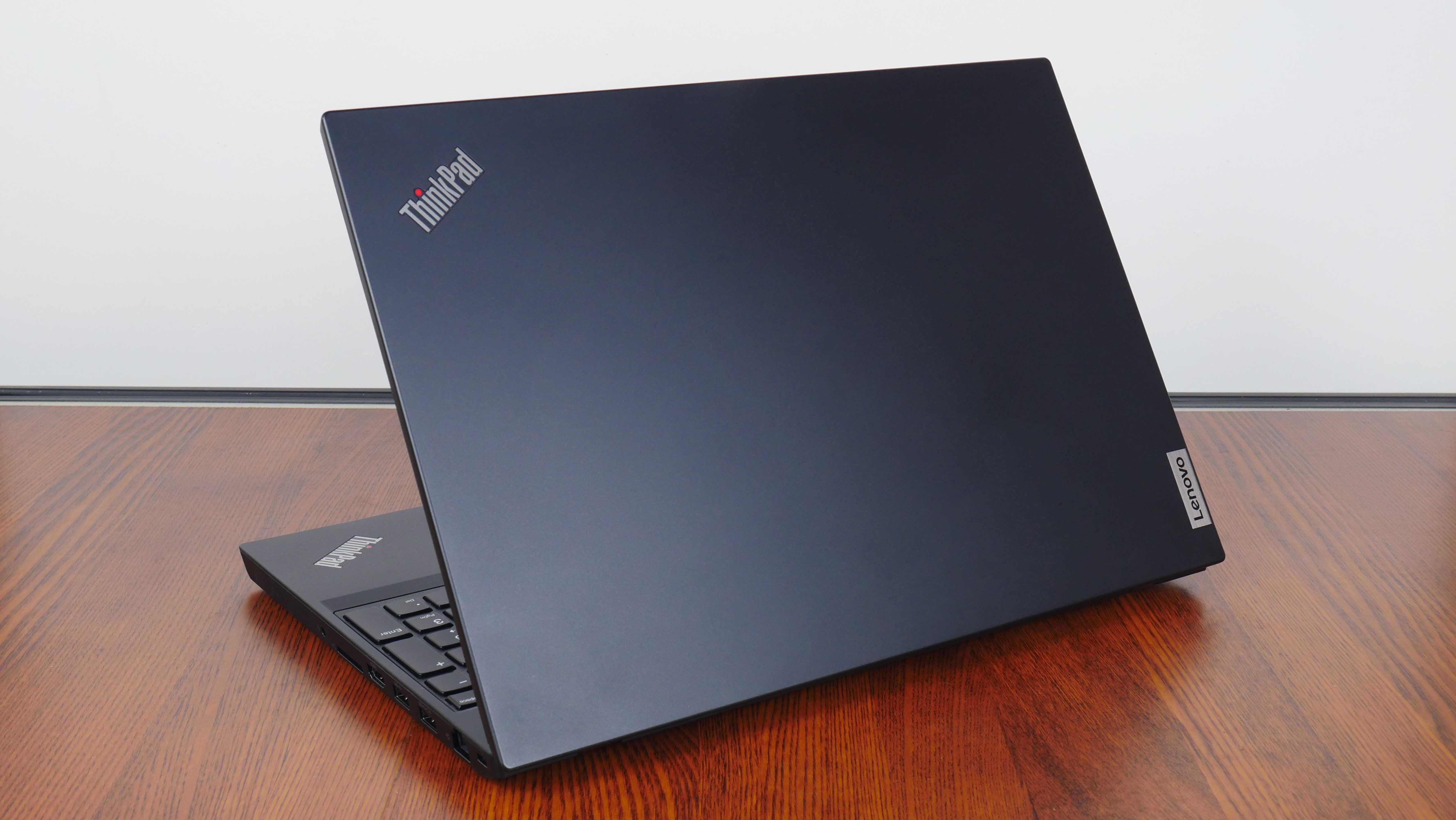 Review: Lenovo ThinkPad P15v Gen 3 (AMD) Mobile Workstation