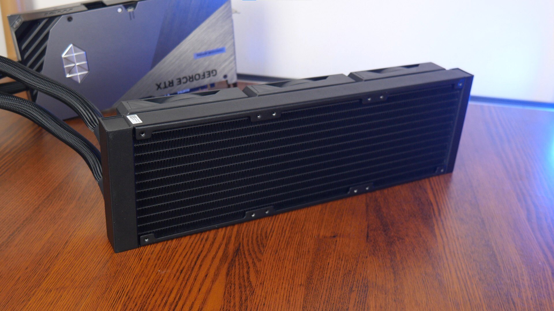 Review: MSI GeForce RTX 5090 32G SUPRIM LIQUID SOC Graphics Card