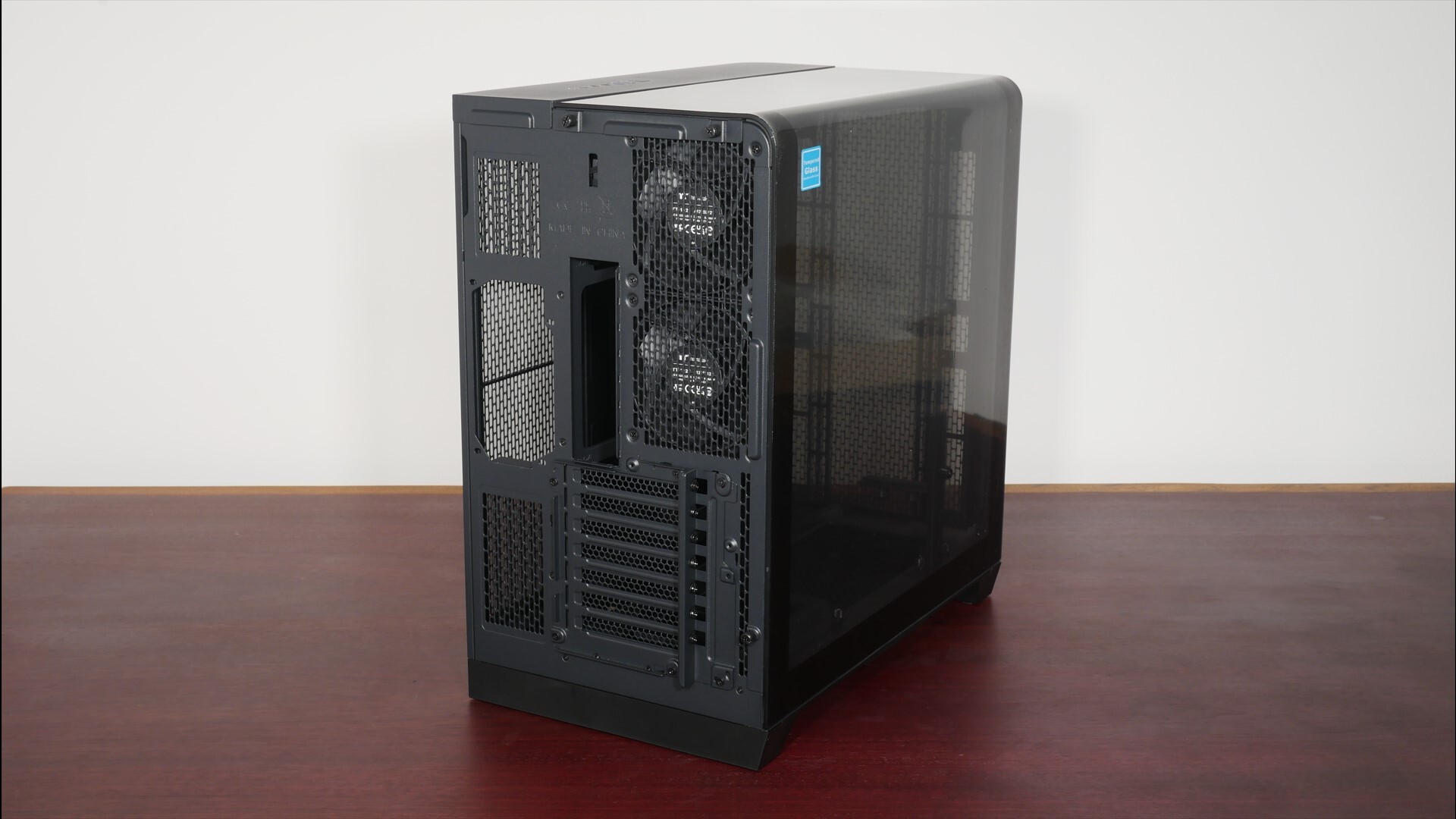 Review: Thermaltake View 390 Air PC Case