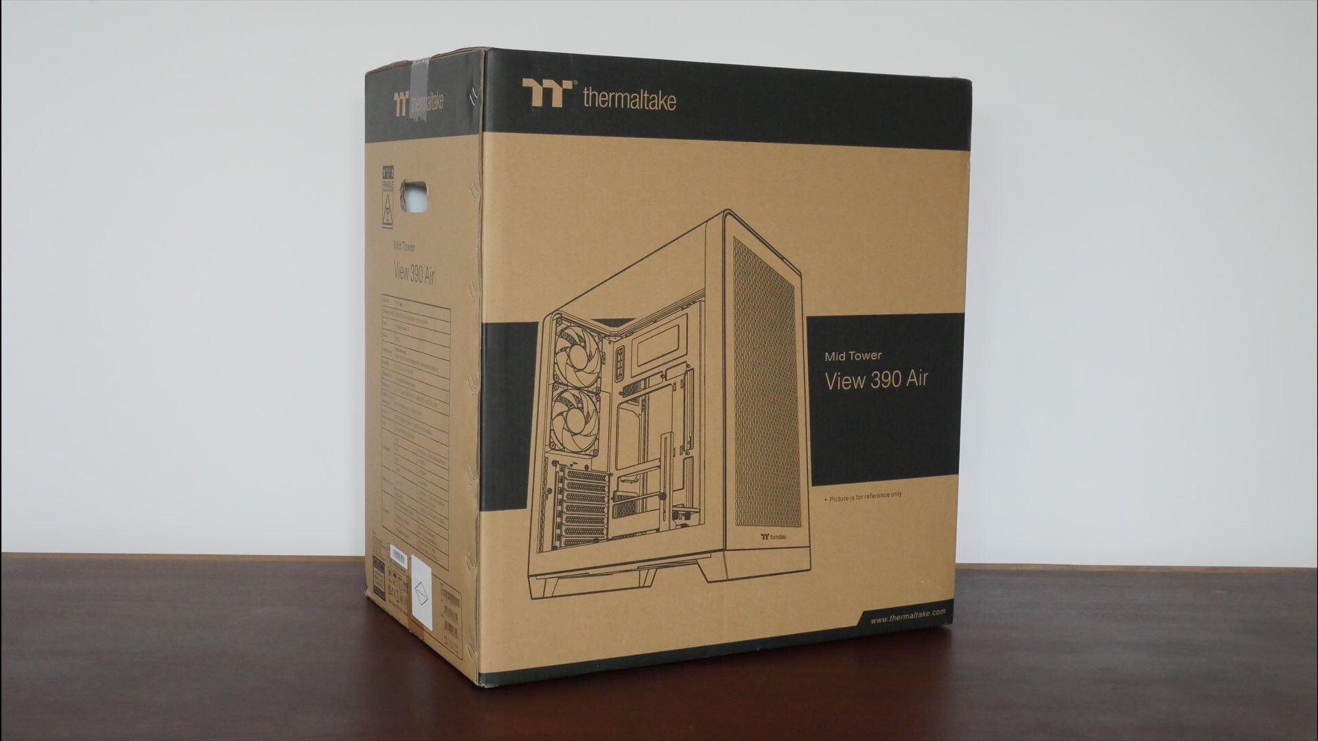 Review: Thermaltake View 390 Air PC Case